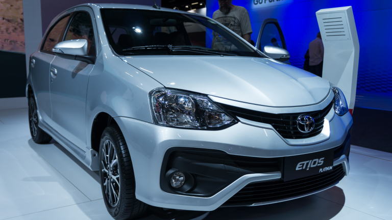 Carros automáticos baratos e usados na OLX: veja 8 opções