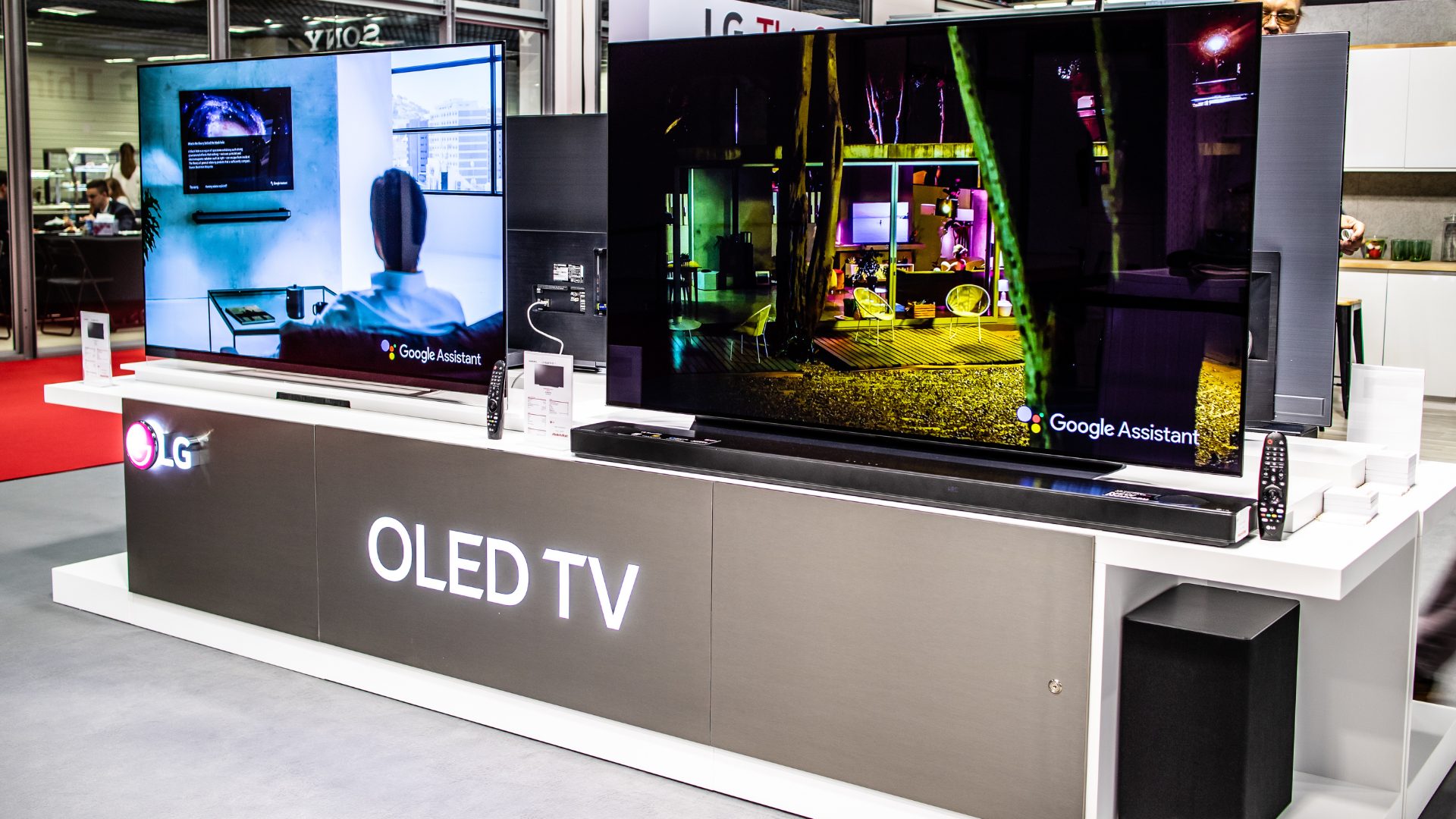 OLED x QLED: quais as diferenças entre as tecnologias?