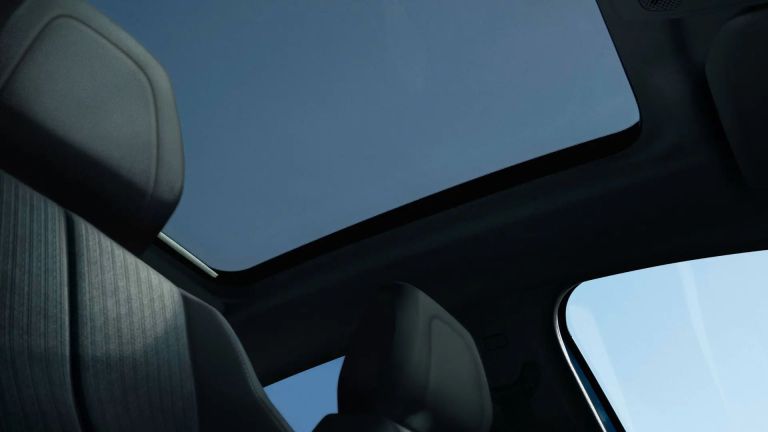 Confira 12 modelos de carros com teto solar