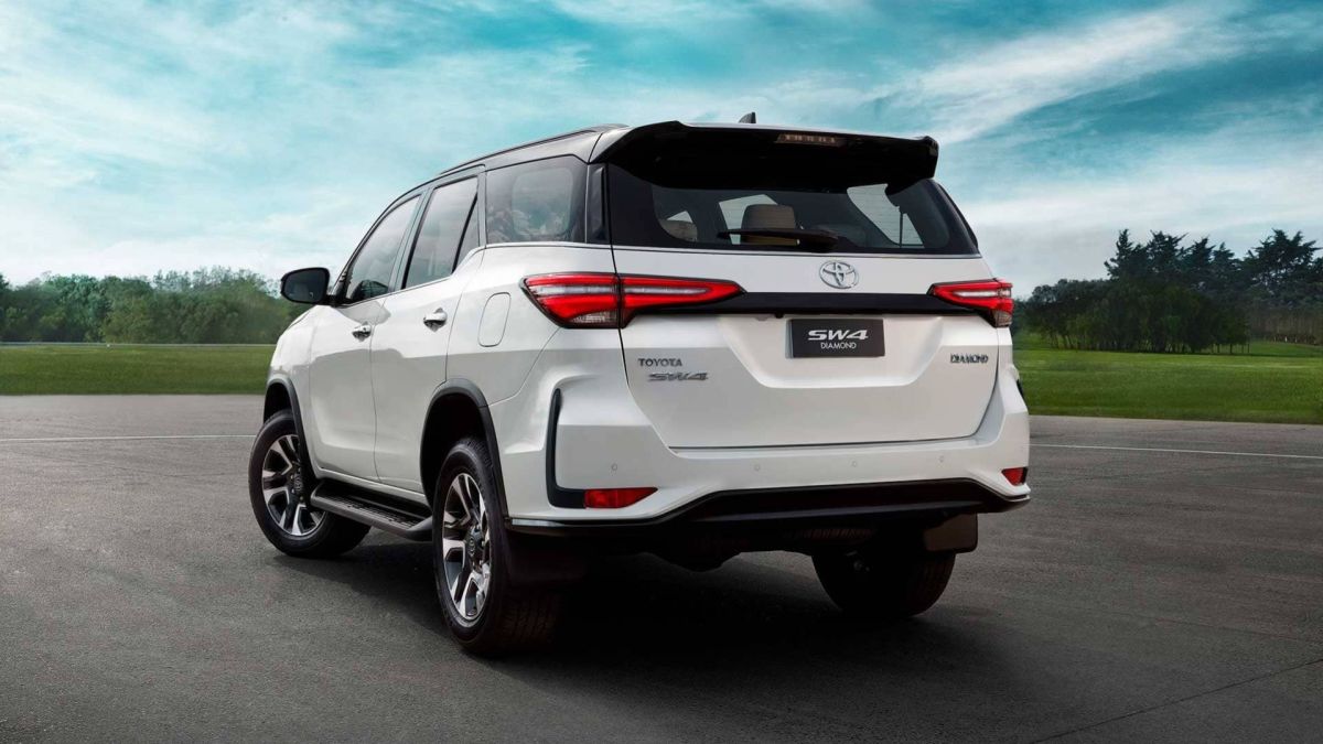 Toyota SW4 2023: preço e análise completa